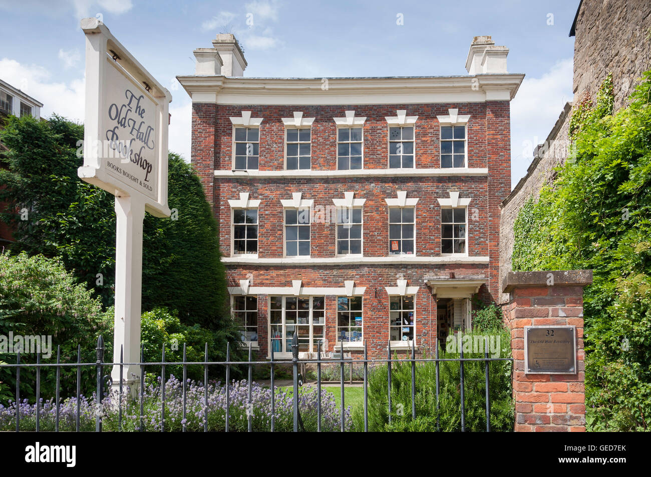 Old hall hi-res stock photography and images - Alamy