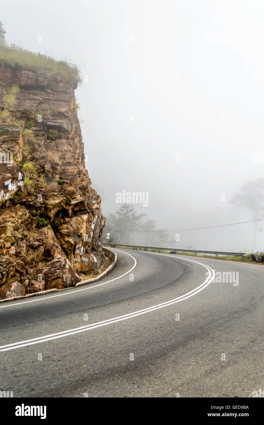 Hill country winding road hi-res stock photography and images - Alamy