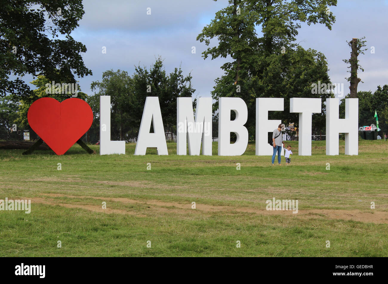 Lambeth sign hi-res stock photography and images - Alamy