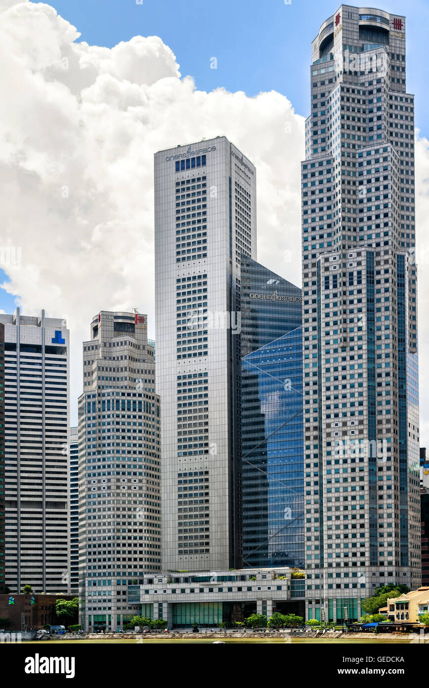 Singapore, Singapore - March 1, 2016: One Raffles Place and UOB Plaza ...