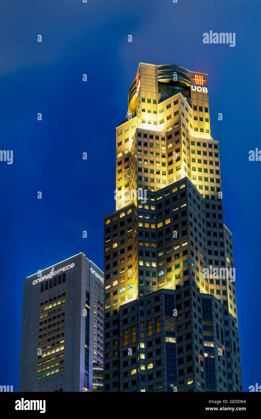 Uob tower hi-res stock photography and images - Alamy