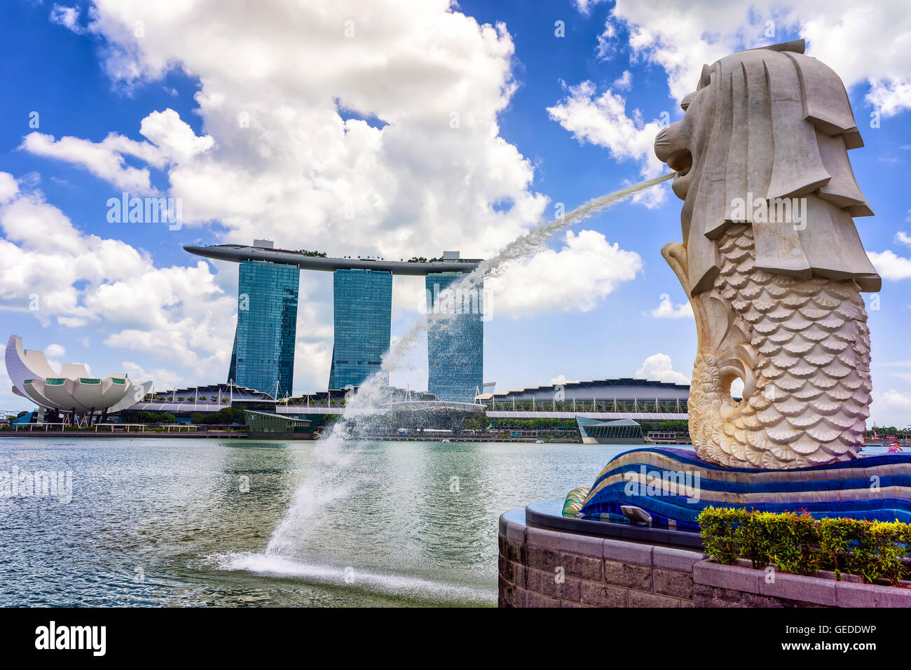 Singapore, Singapore - March 1, 2016: Merlion statue spraying the water ...