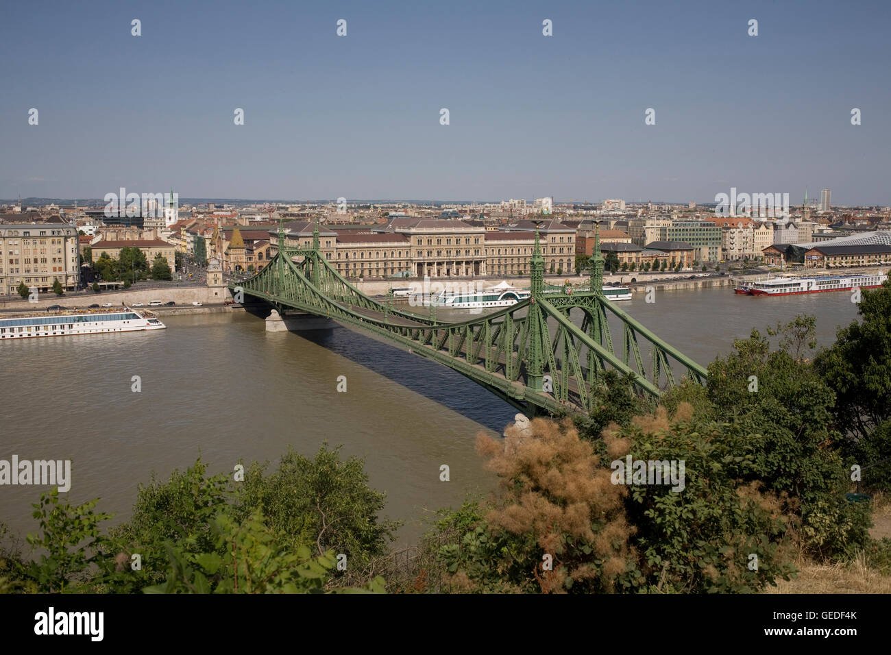 Liberty bridge sunshine hi-res stock photography and images - Alamy