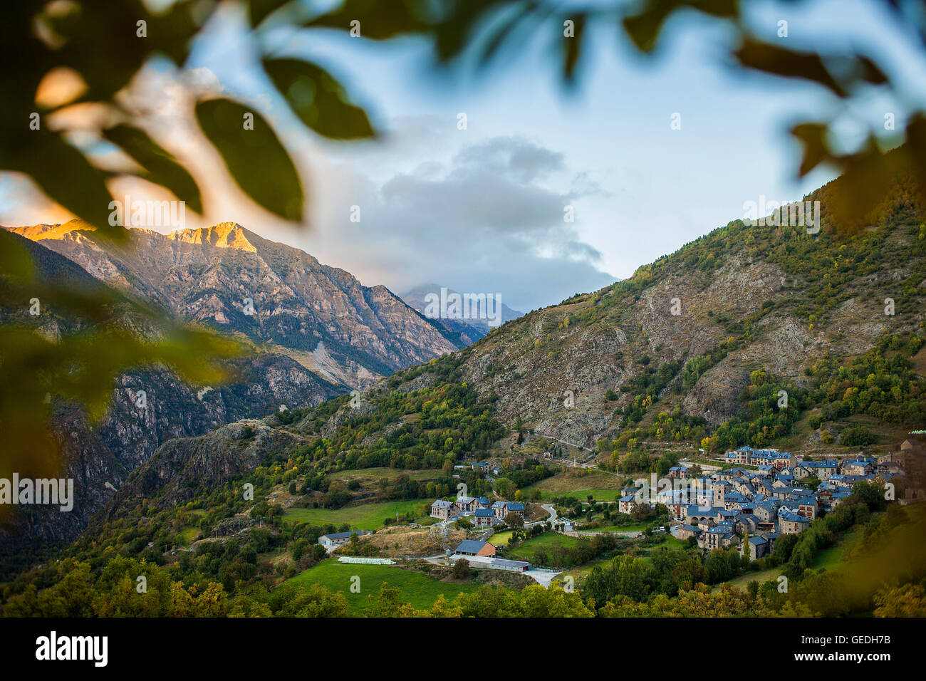 Valle español hi-res stock photography and images - Alamy