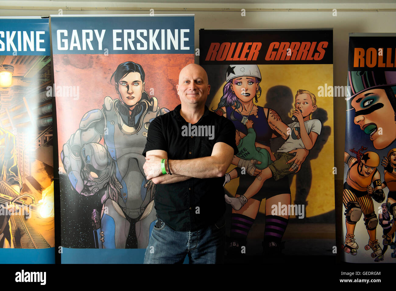 Scottish comic artist Gary Erskine at a comic con convention Stock ...