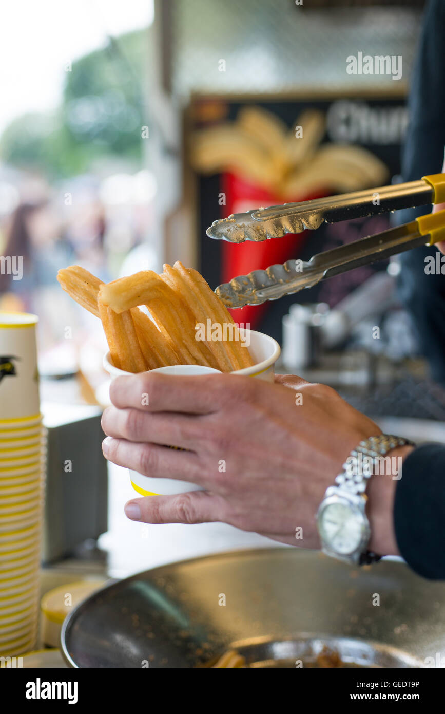 Metal sweet tong hi-res stock photography and images - Alamy