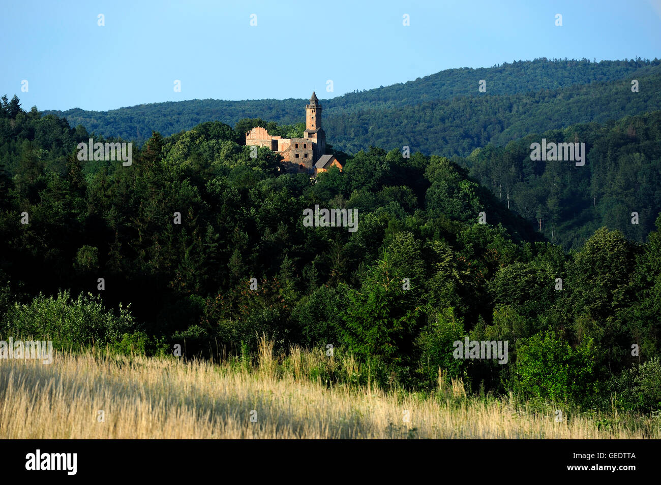 Sl train hi-res stock photography and images - Alamy