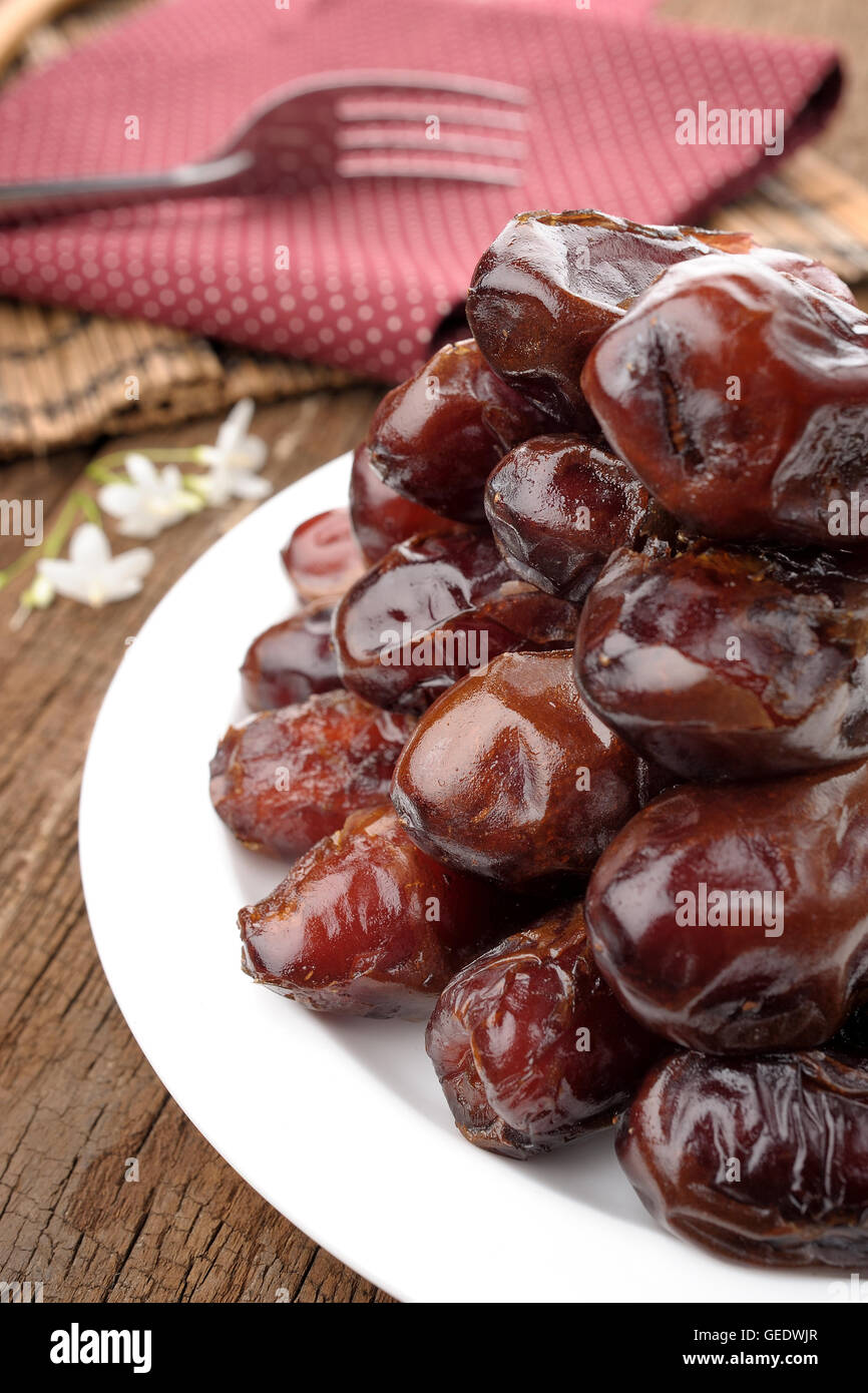 Dried saudi dates hi-res stock photography and images - Alamy