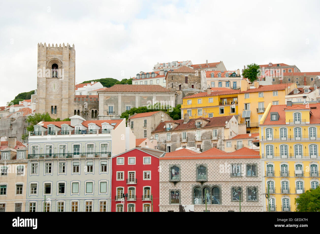 Colors of lisbon hi-res stock photography and images - Alamy