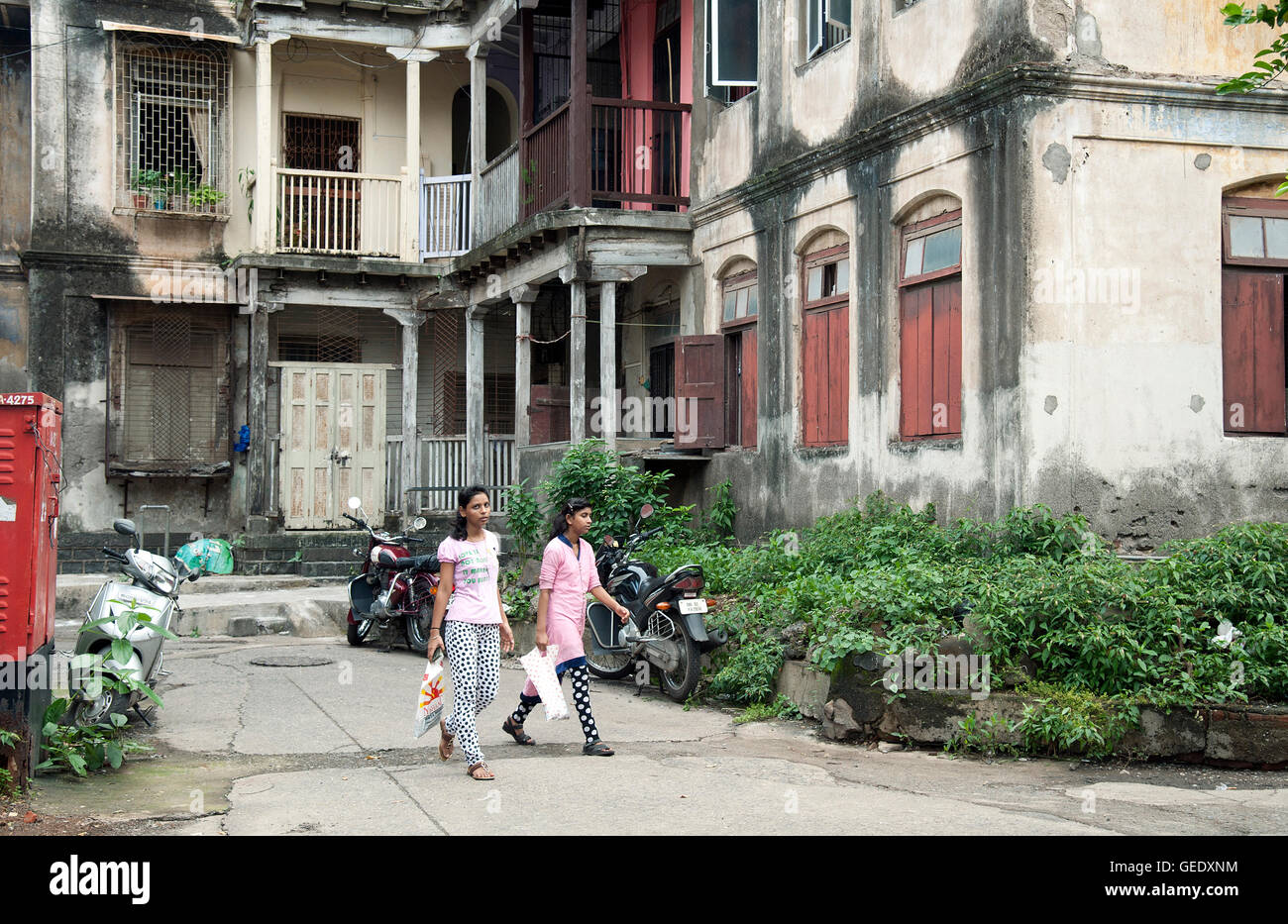 Old bombay mumbai hi-res stock photography and images - Alamy