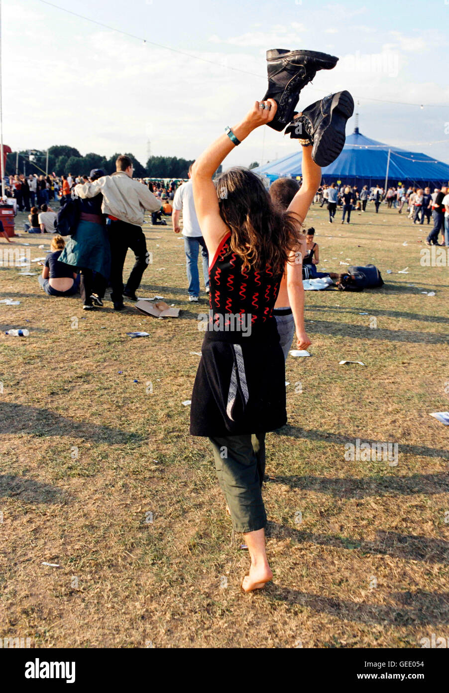 Hackney Marshes Music Festival 2002 Female one female woman music ...