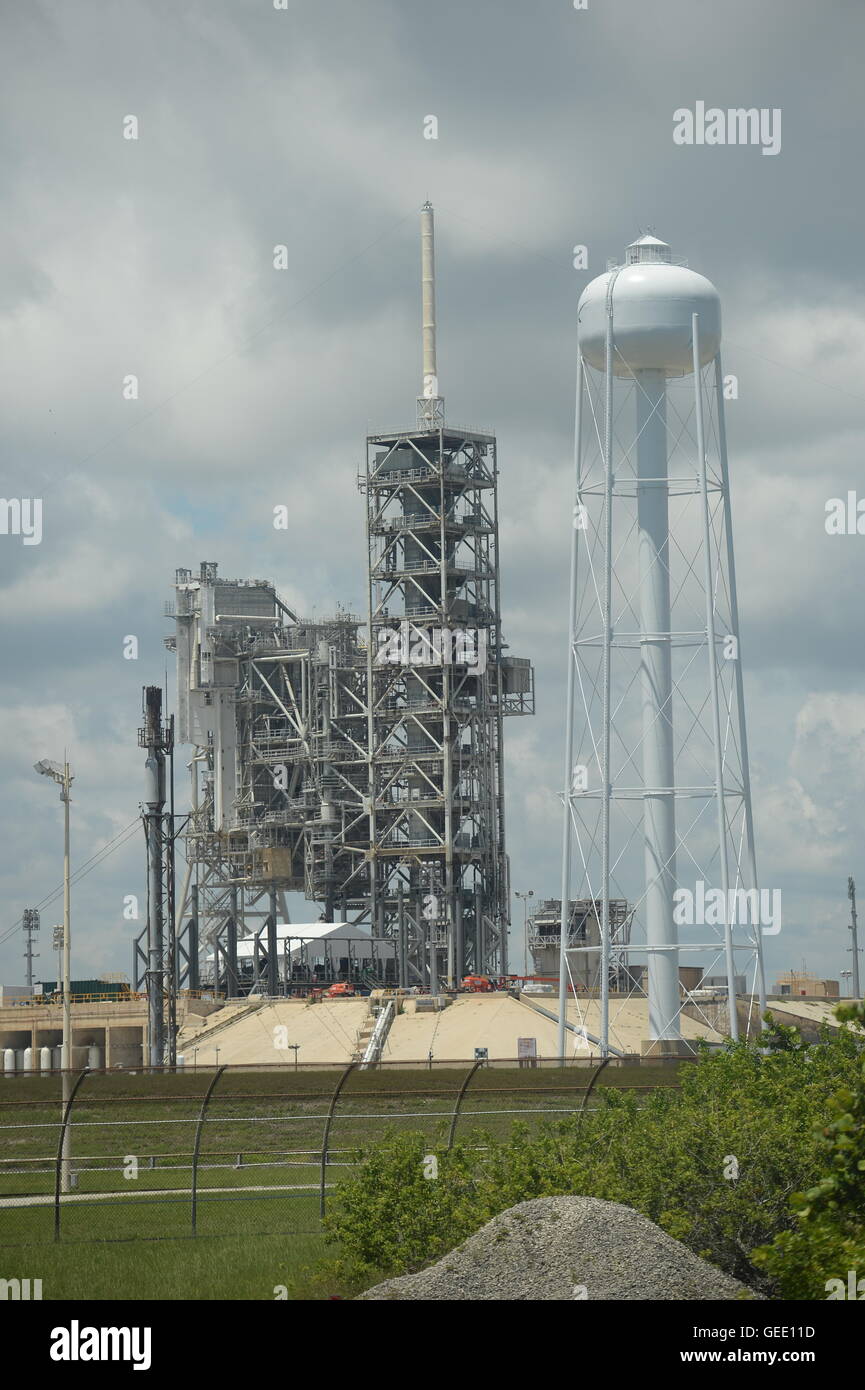 Launch pad 39A at the Kennedy Space Centre, Cape Canaveral, Florida ...