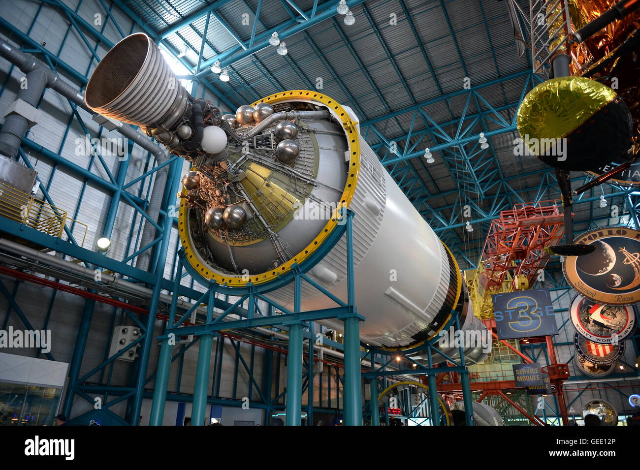 Apollo command / service module and Saturn V Rocket at The Kennedy ...