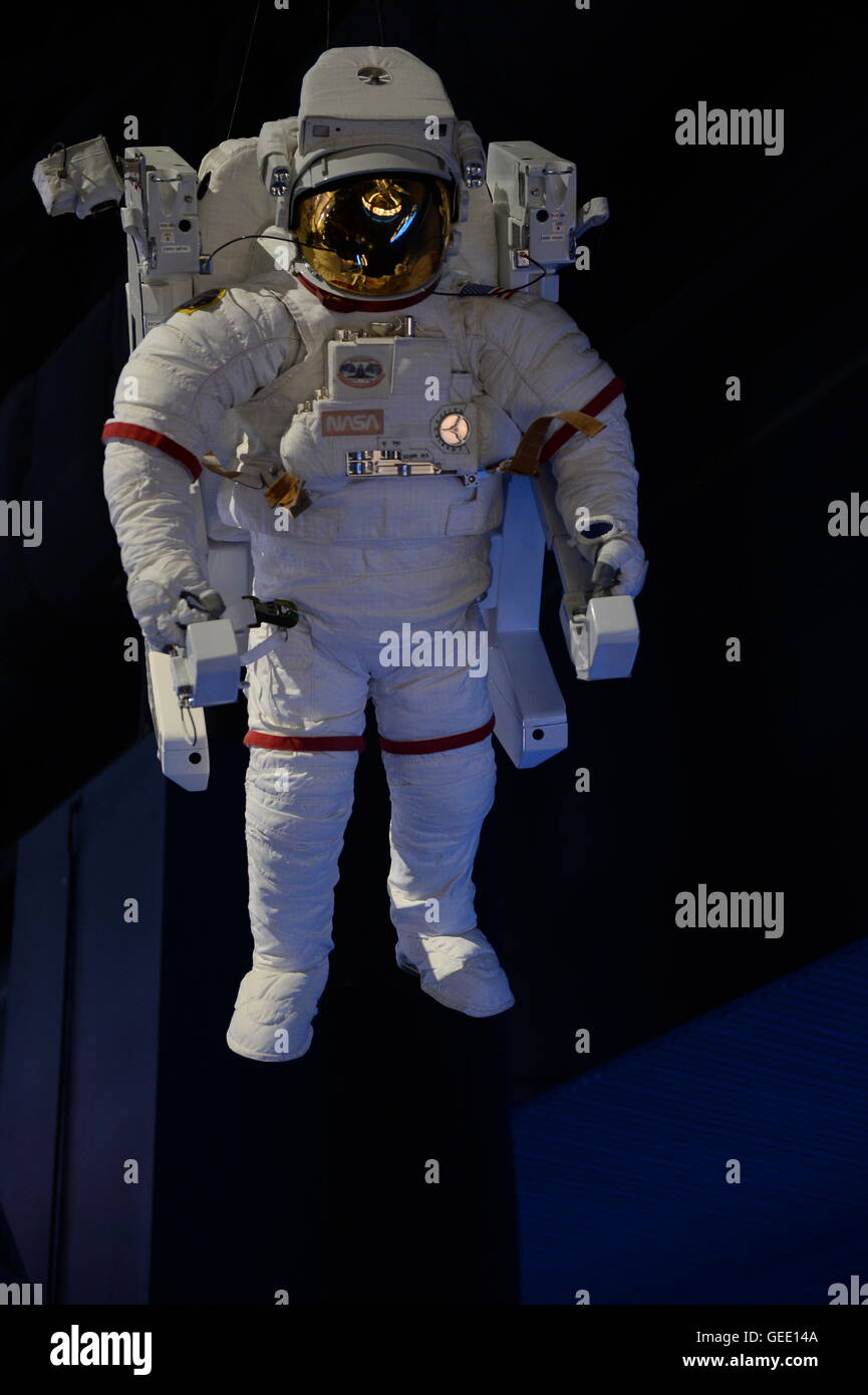 Spacex launch suit hi-res stock photography and images - Alamy