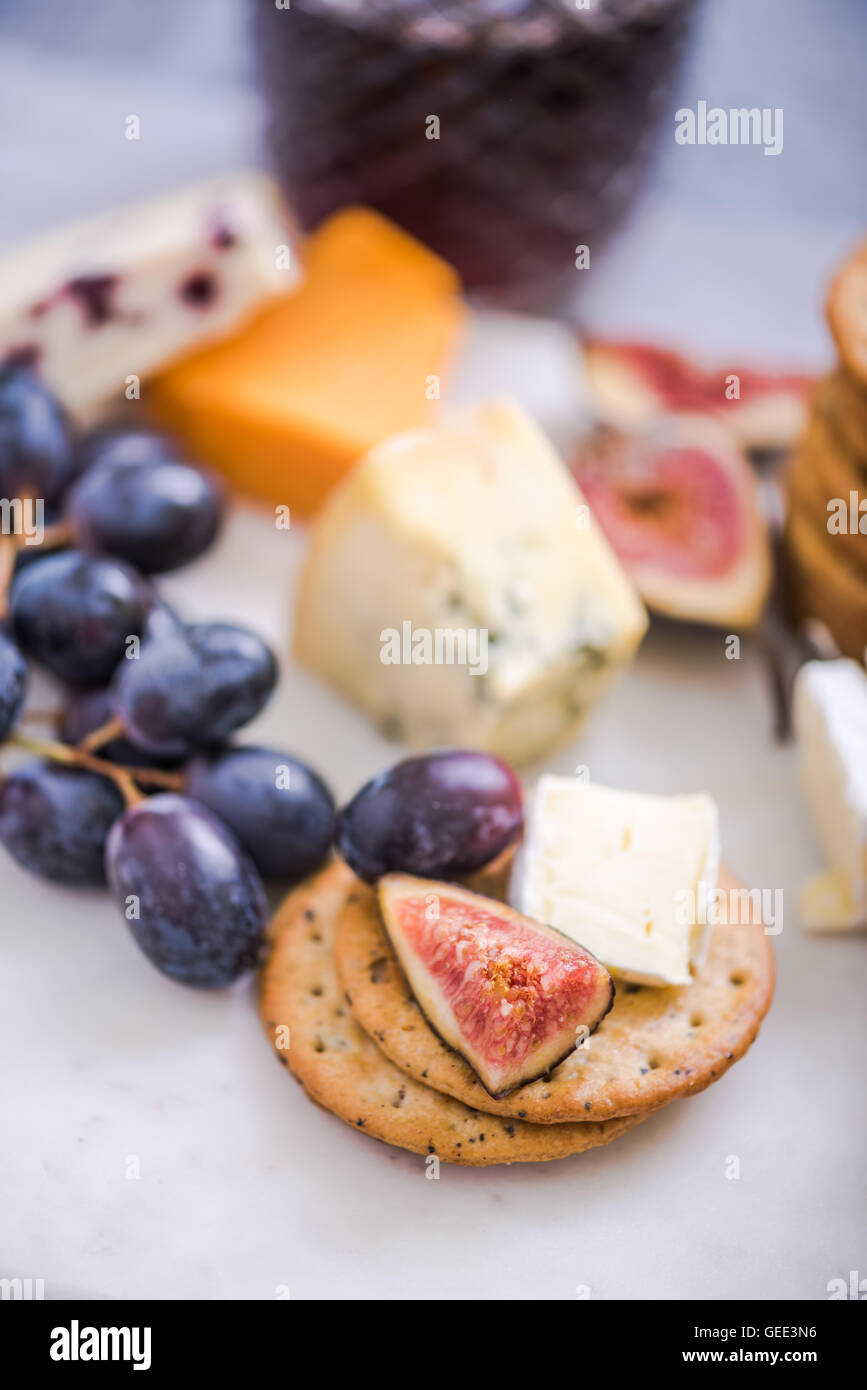 White marble cheese board hi-res stock photography and images - Alamy