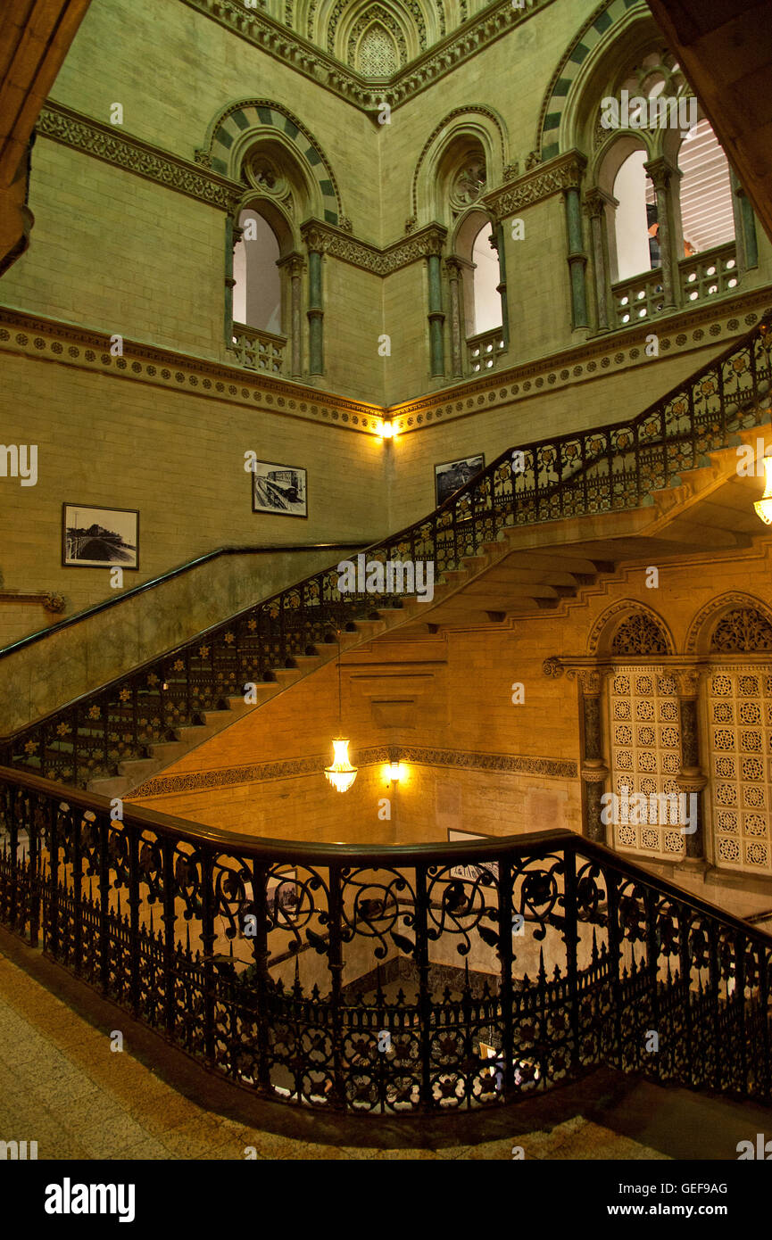 Image interior cst station building hi-res stock photography and images ...