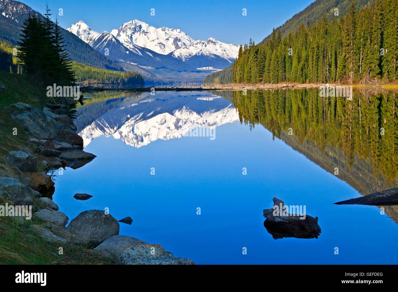 Duffy lake hi-res stock photography and images - Alamy