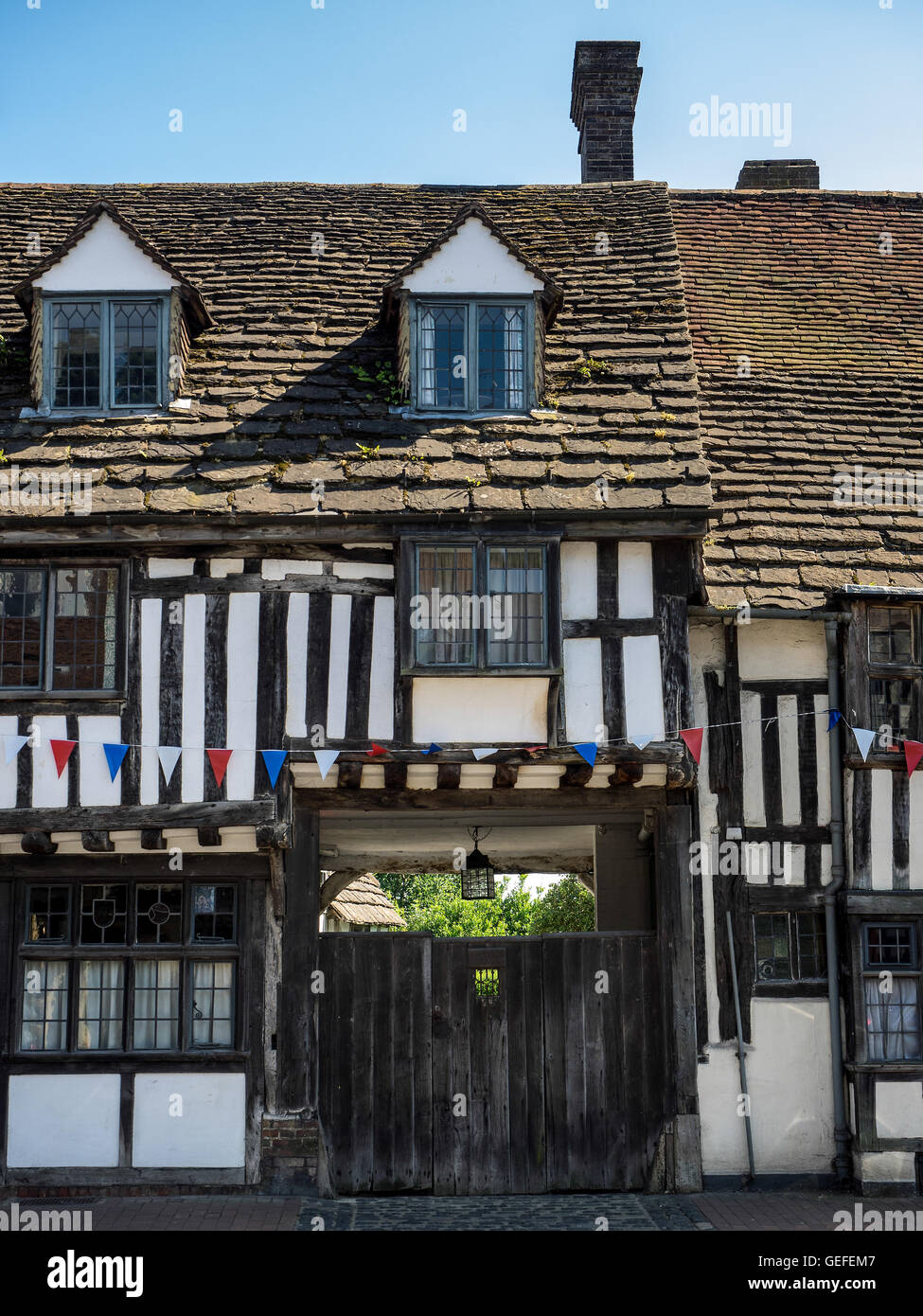 Old Tudor Buildings in East Grinstead Stock Photo - Alamy