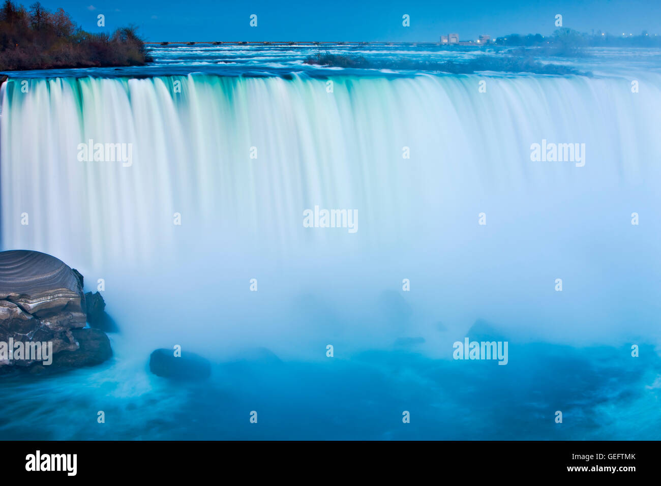 Niagara falls close up landscape hi-res stock photography and images ...