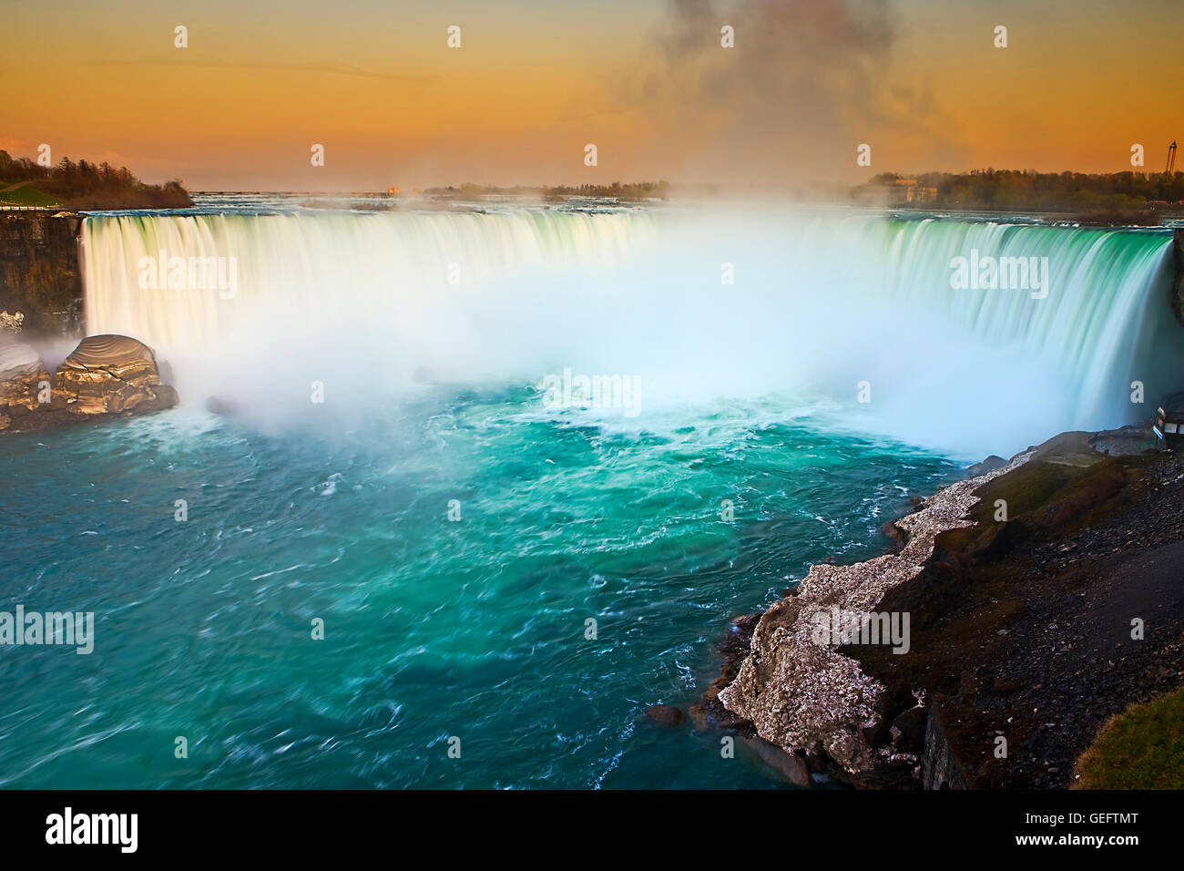 geography,travel, Canada, Ontario, Niagara Falls, Horseshoe Falls along ...