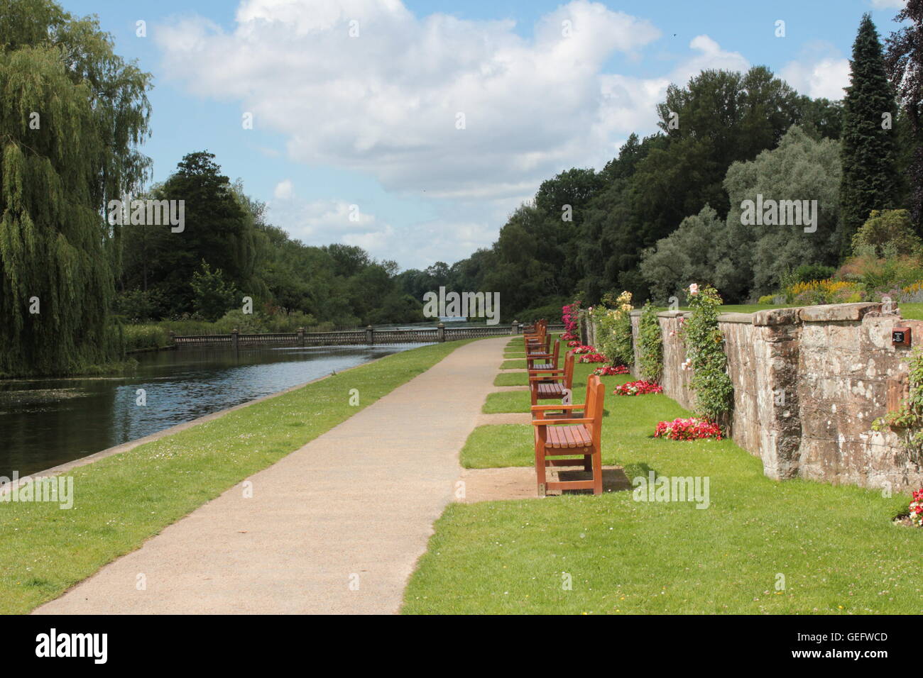 Coombe Abbey bridge with river Stock Photo - Alamy