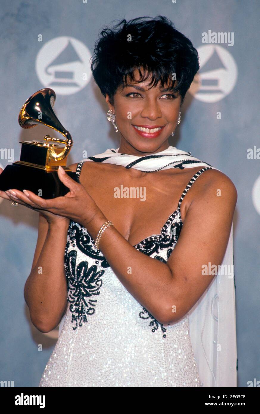 Natalie cole grammy 1992 hi-res stock photography and images - Alamy