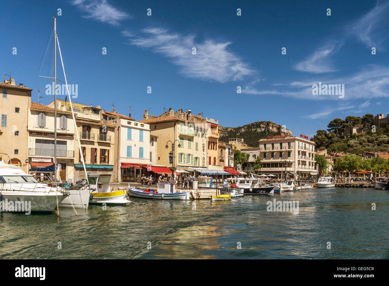 Cassis harbour Cote d Azur France Stock Photo - Alamy