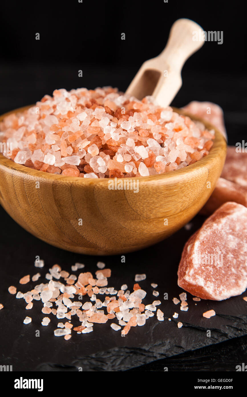 Salt in a bamboo bowl Stock Photo - Alamy