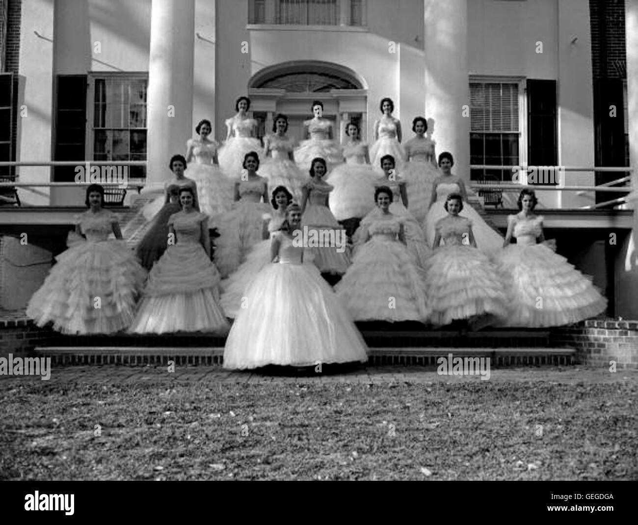 May Day queen Kay Lamb and her court on the Stock Photo - Alamy
