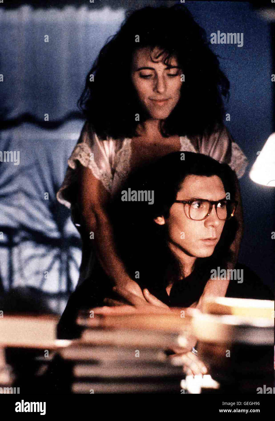 Cecilia Peck, Lou Diamond Phillips Der Schriftsteller Mitchell (Lou ...