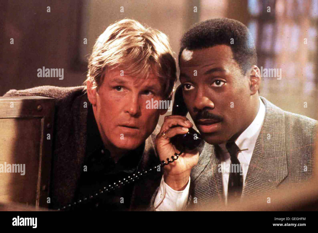 Nick Nolte, Eddie Murphy Gauner Reggie Hammond (Eddie Murphy,r) soll ...
