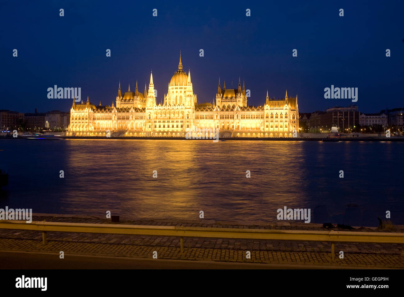 Hungarian Parliament building at night seen from Batthyany square Stock ...