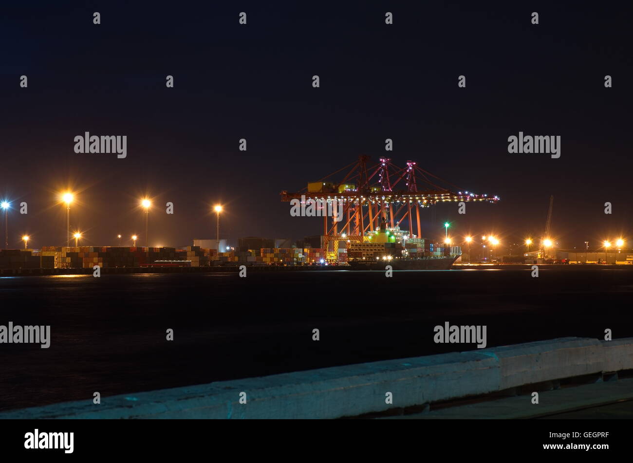 Cargo ship at sea night hi-res stock photography and images - Alamy
