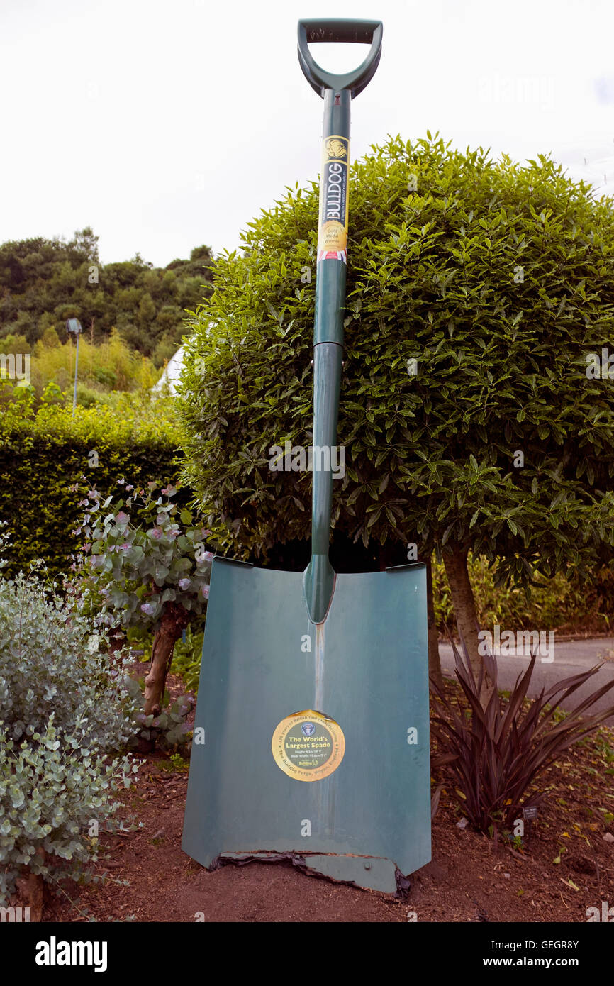 Largest Spade in the World at Eden Project in Cornwall Stock Photo - Alamy
