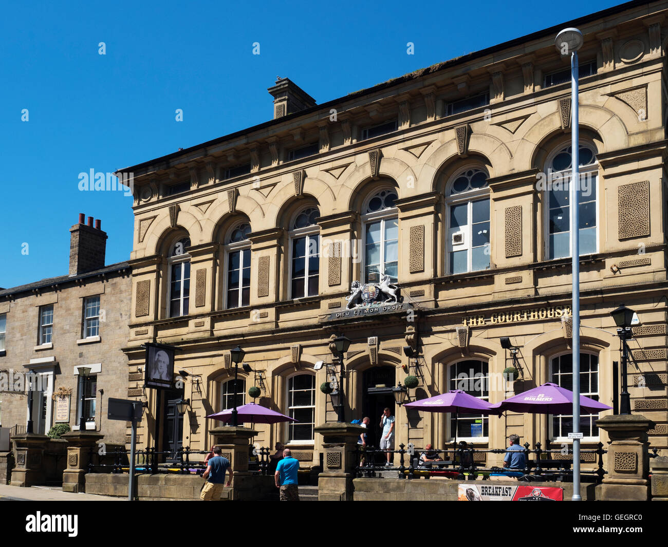 Old Courthouse subsequently part of Barnsley Courthouse Railway Station ...
