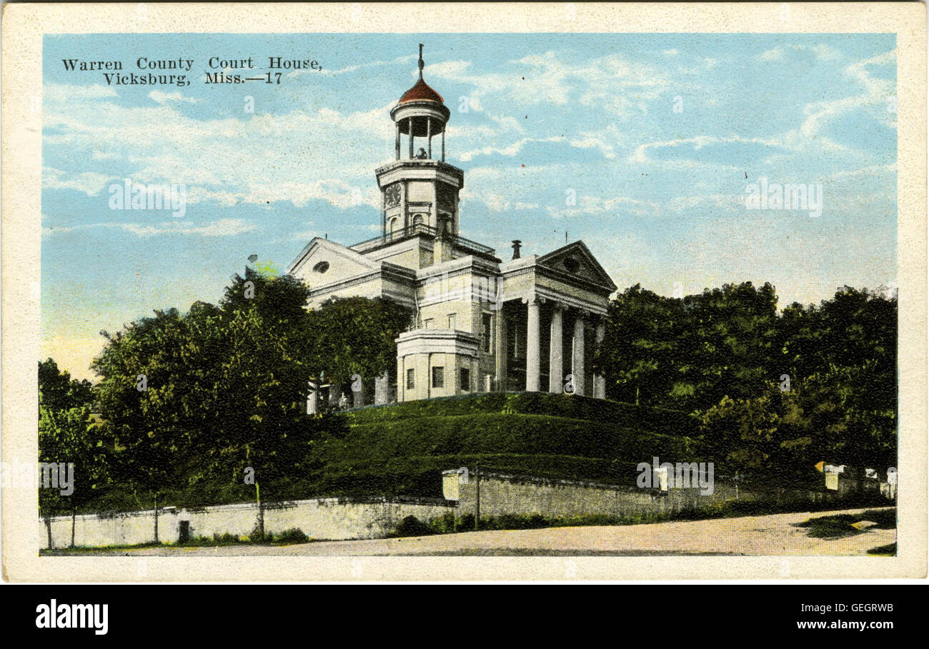 A vintage postcard of the Warren County Courthouse in Vicksburg, Mississippi, featuring the ...