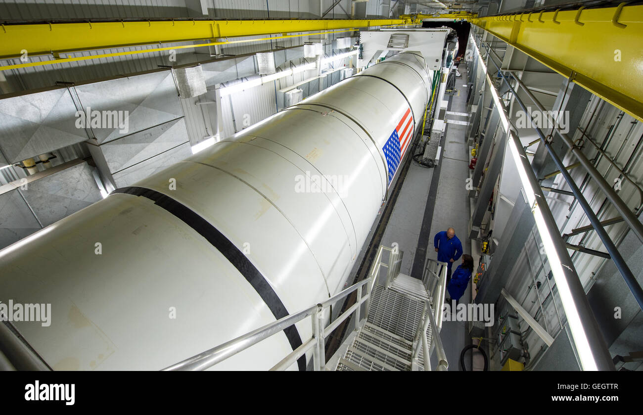 Booster Test for Space Launch System Rocket 06280011 Stock Photo - Alamy