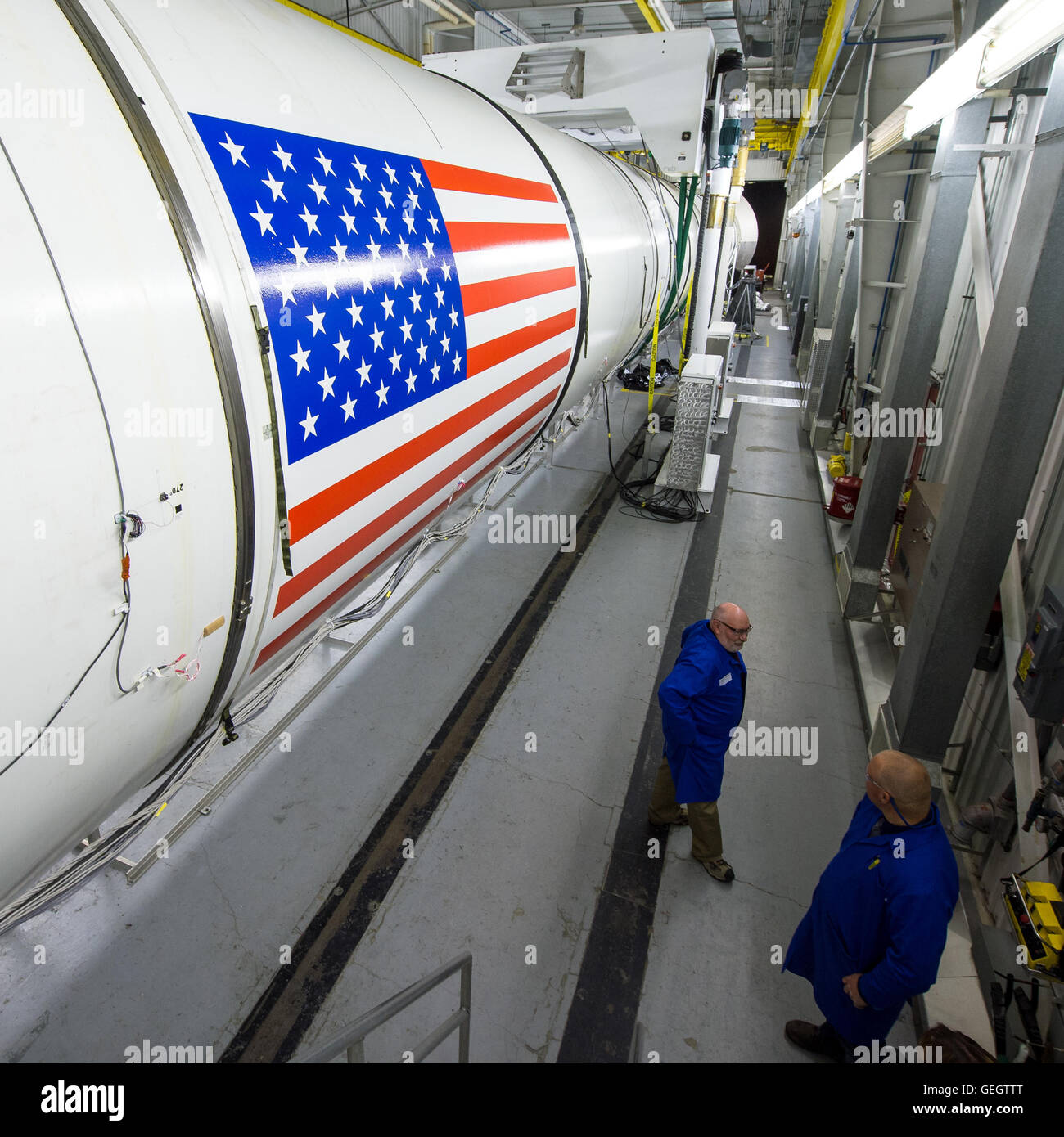 NASA conducts a qualification motor test (QM-2) for the Space Launch ...