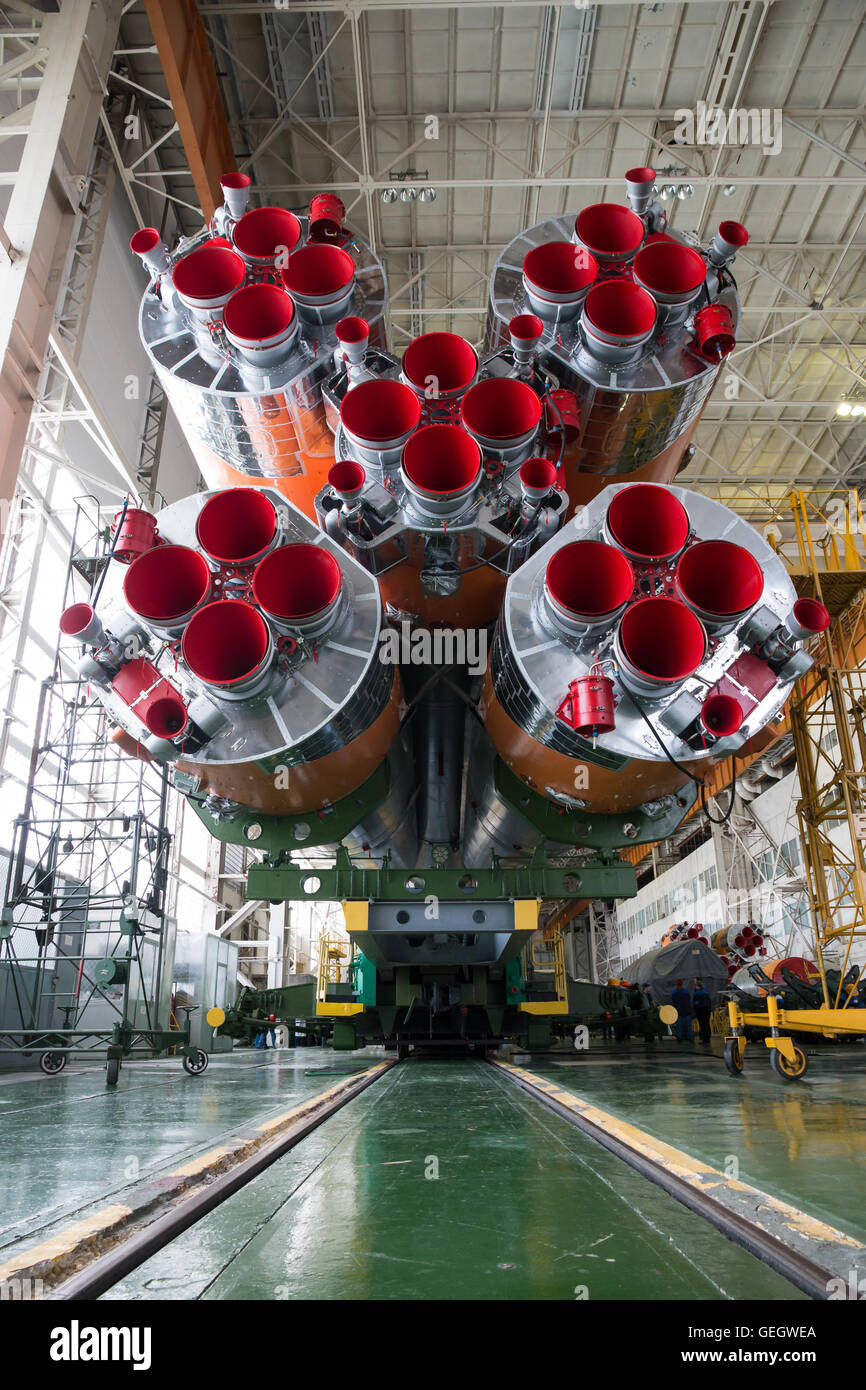Assembly supervision hi-res stock photography and images - Alamy