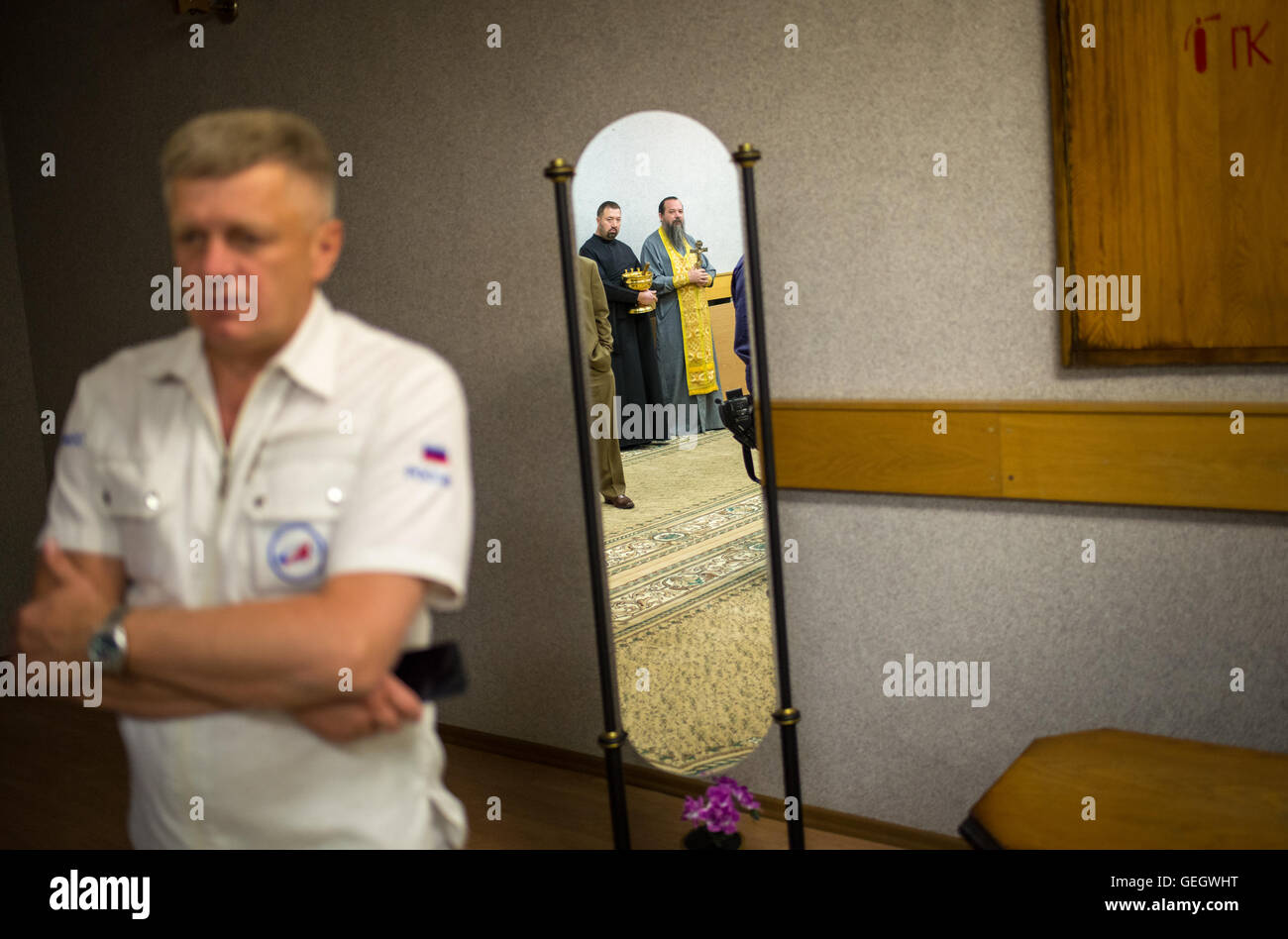 Expedition 48 Preflight High Resolution Stock Photography and Images ...