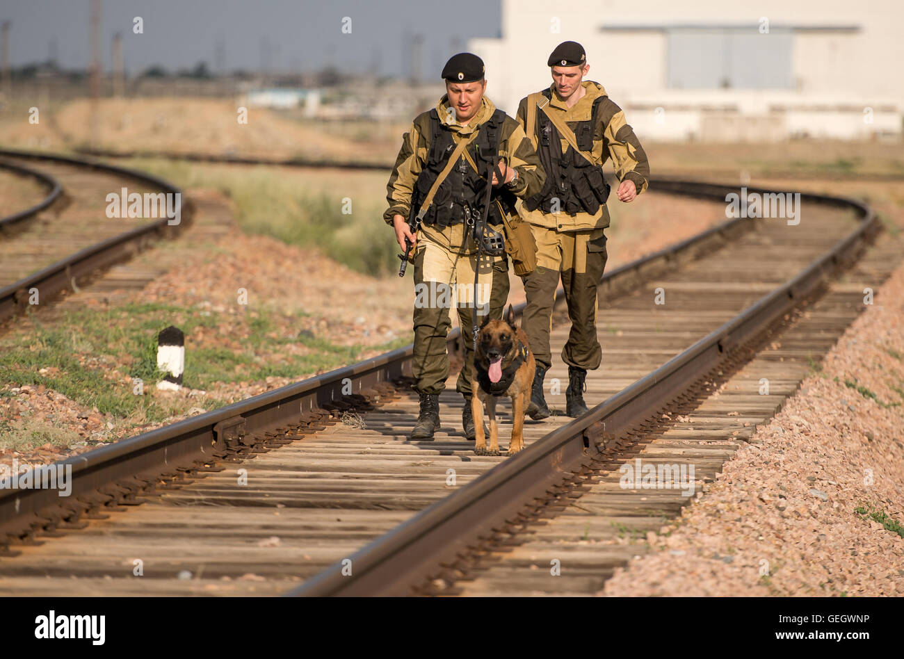 Expedition 48 preflight hi-res stock photography and images - Alamy