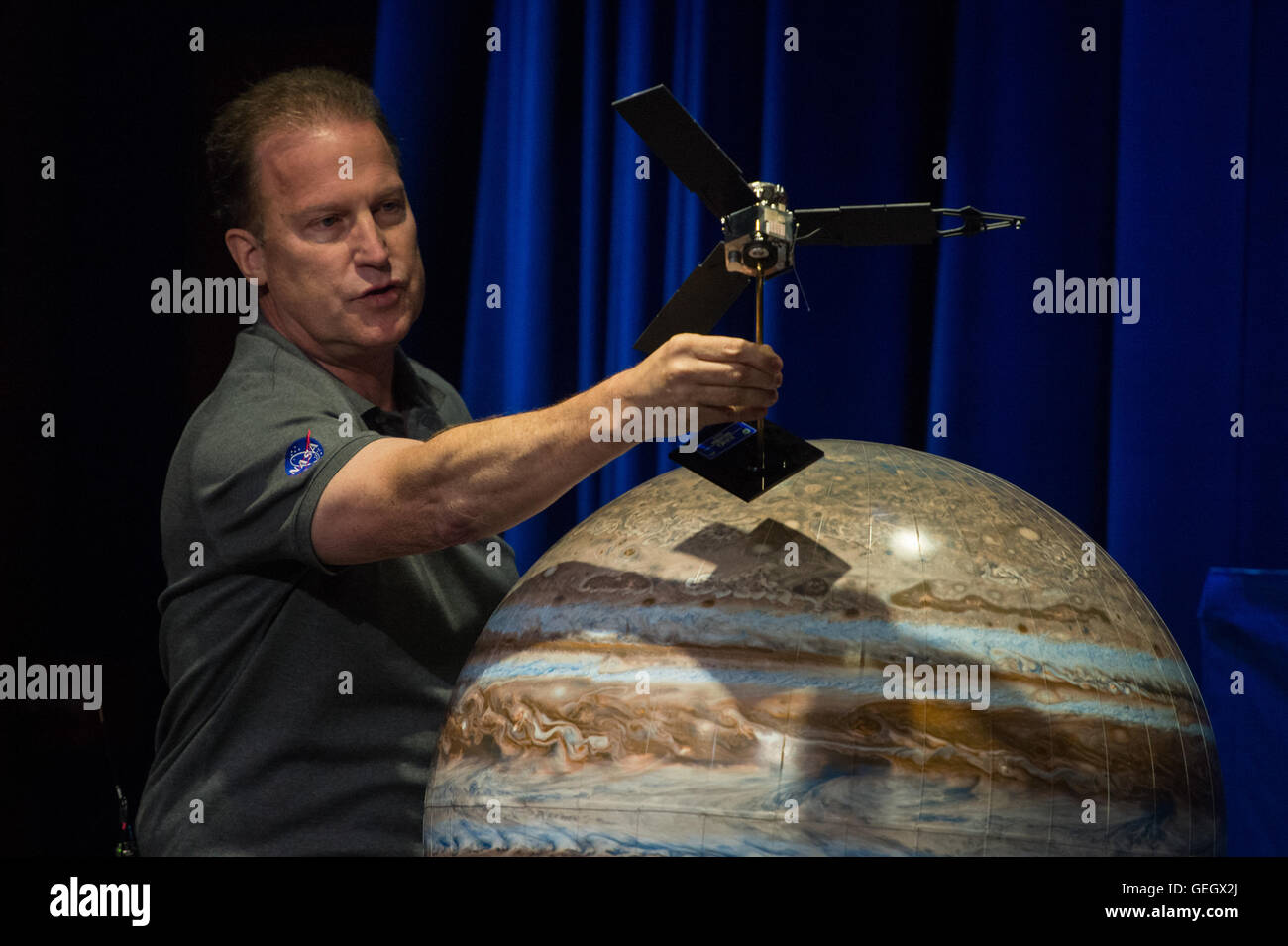 Orbit insertion hi-res stock photography and images - Alamy