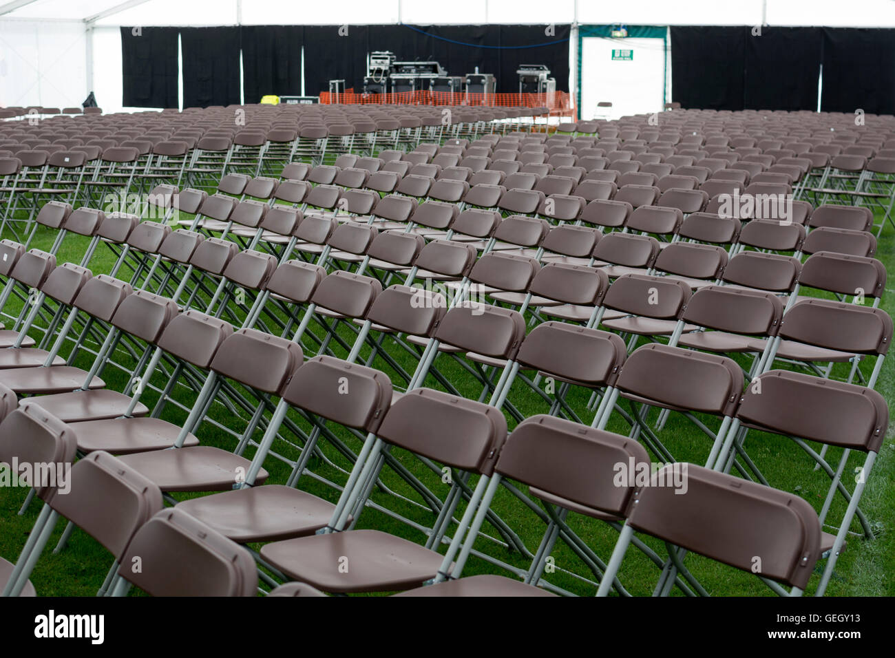 Temporary seating hi-res stock photography and images - Alamy