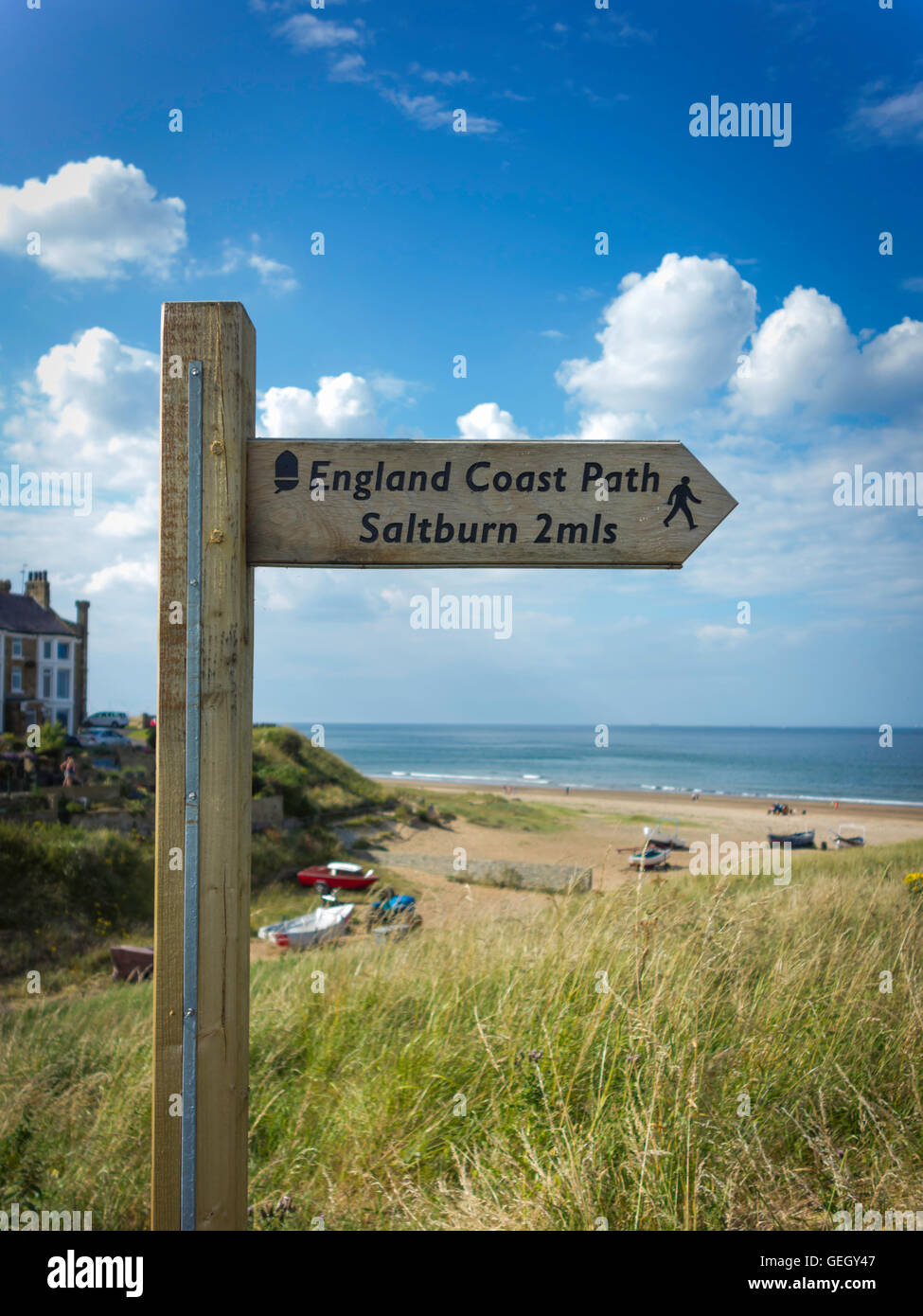 Route path sign hi-res stock photography and images - Alamy