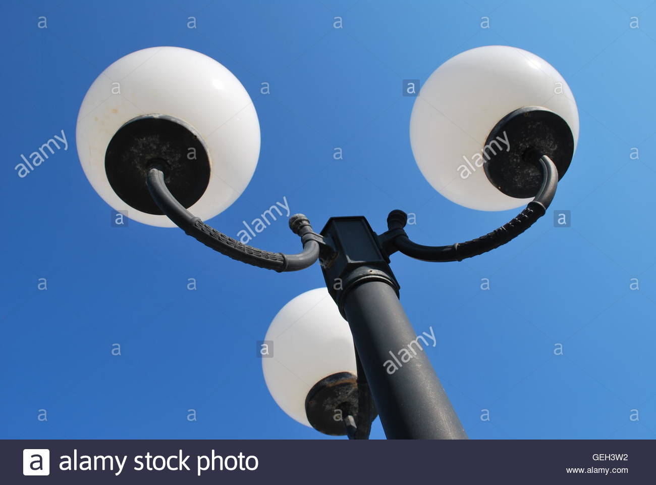 Globe Street Light Stock Photos & Globe Street Light Stock Images - Alamy