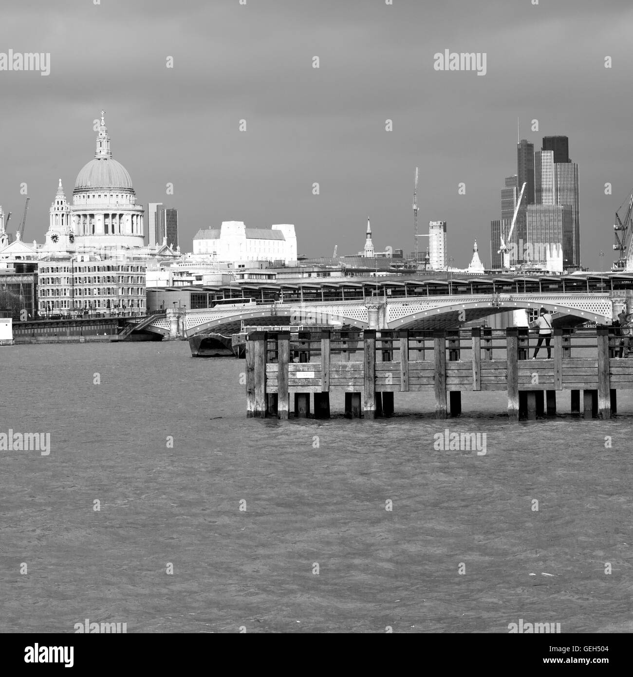 windows in the city of london home and office skyscraper building Stock ...