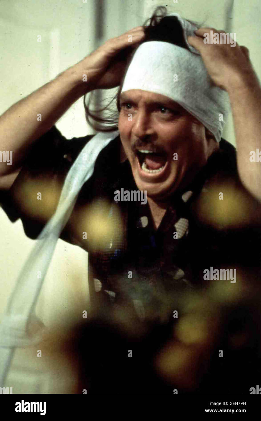 Stacy Keach In 'HAIR' traeumt der eitle Geschaeftsmann Richard (Stacy ...