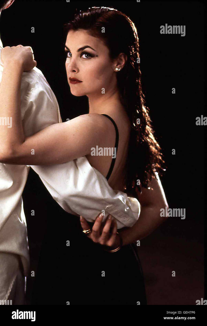 Sherilyn fenn boxing helena 1993 hi-res stock photography and images - Alamy