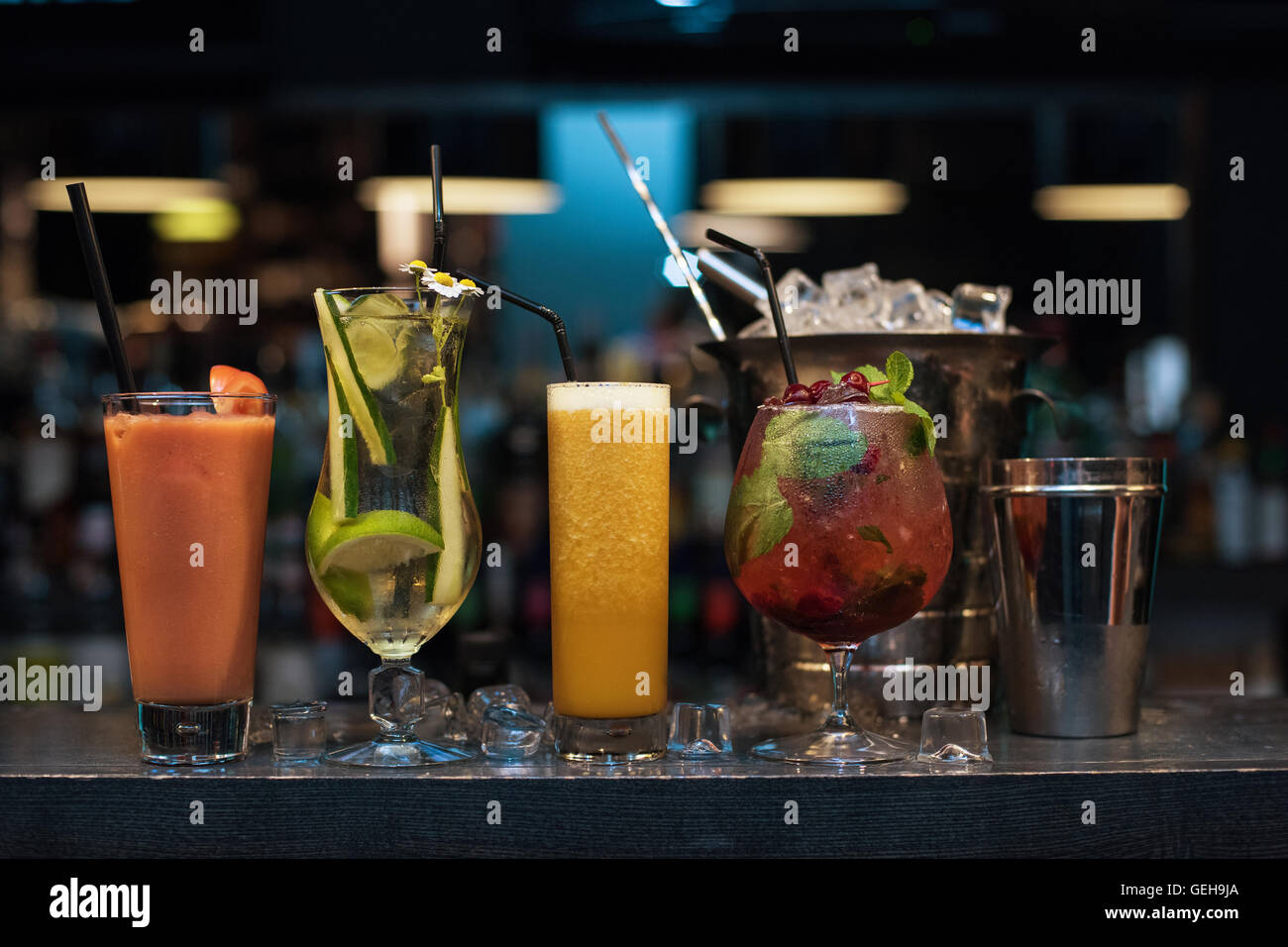 cocktails on bar background Stock Photo - Alamy