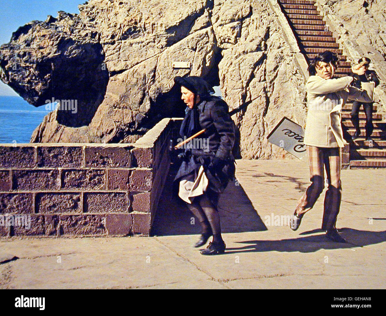 Ruth Gordon, Bud Cort Maude (Ruth Gordon) und Harold (Bud Cort) fliehen ...